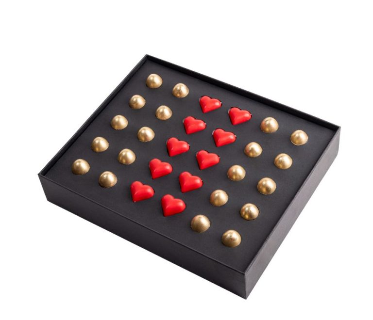 30-Piece Luxury Gold & Milk Chocolate Box - GiftBag.ae - Online Gift ...